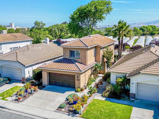 18193 Stonegate Ct, Salinas, CA 93908 | 38 Photos - Movoto