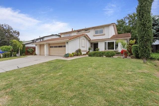 890 Greenwich Dr, Gilroy, CA 95020 | MLS# ML82005509 | 20 Photos - Movoto