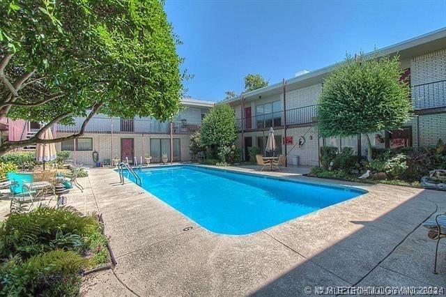 Tulsa, CA Condos & Townhouses For Sale - Movoto