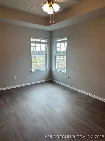 733 Elm St, Seminole, OK 74868 | MLS# 2507793 | 9 Photos - Movoto