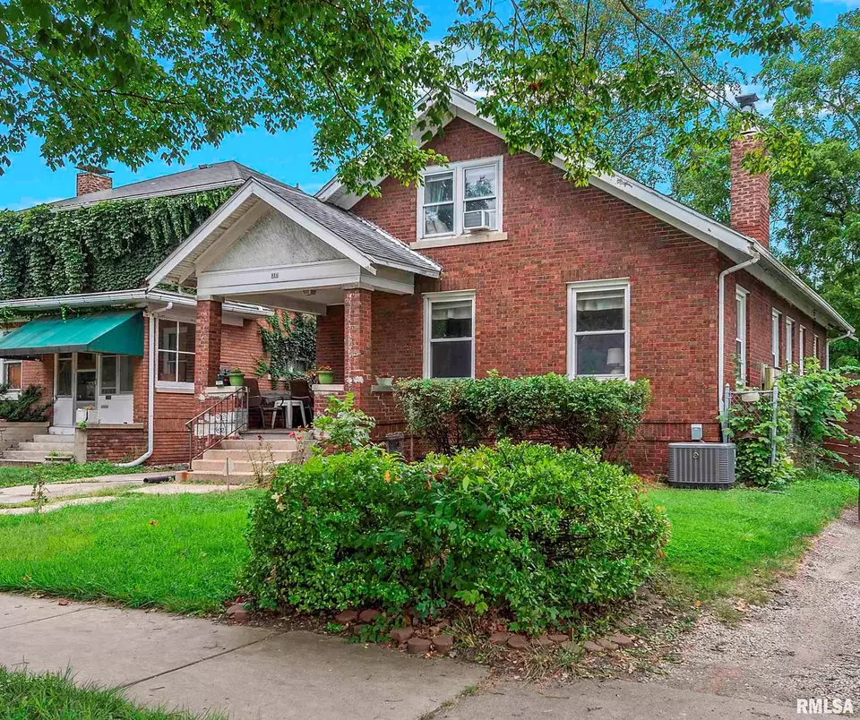 321 S Walnut St, Springfield, IL 62704 | 23 Photos - Movoto