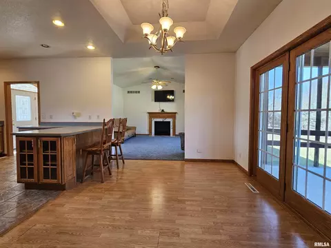 1630 Walnut Ct, New Boston, IL 61272 | 23 Photos - Movoto