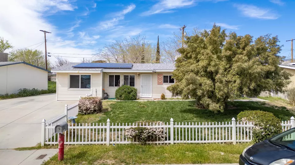 15901 Rexroth Dr, Mojave, CA 93501 | 1 photo - Movoto