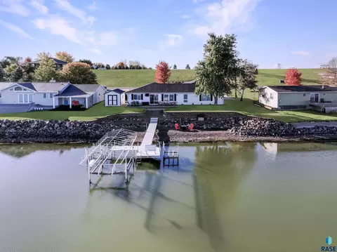 202 Best Point Dr, Madison, SD 57042 | 50 Photos - Movoto