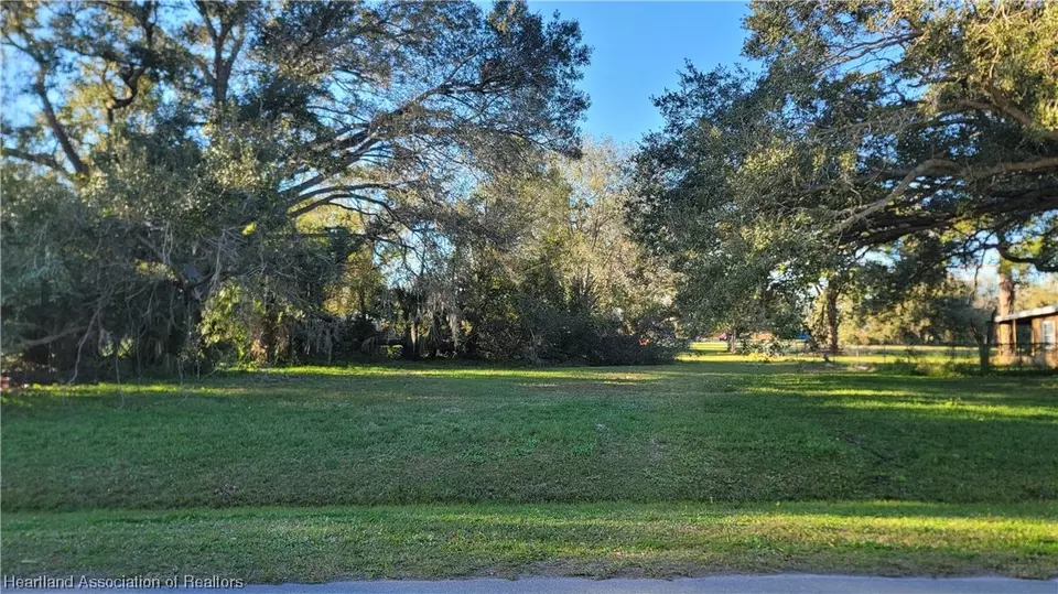 222 Spring Lake Blvd, Sebring, FL 33876 | 8 Photos - Movoto