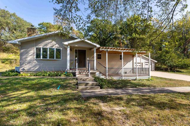 151 N Blackjack Rd, Galena, IL 61036 | MLS# 202405759 | 65 Photos - Movoto