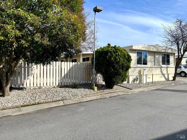 14 Laredo St, Rohnert Park, CA 94928 | 29 Photos - Movoto
