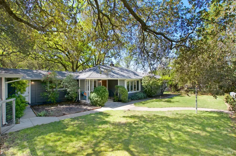 74 London Way, Sonoma, CA 95476 | 32 Photos - Movoto