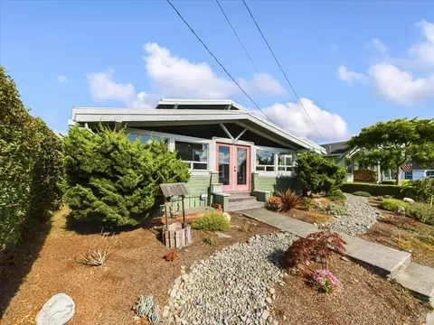 2143 G St, Eureka, CA 95501 - Movoto