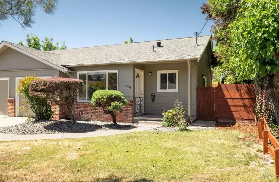 1545-1547 Hilliard Ct, Santa Rosa, CA 95405 | MLS# 325030878 | 22 ...