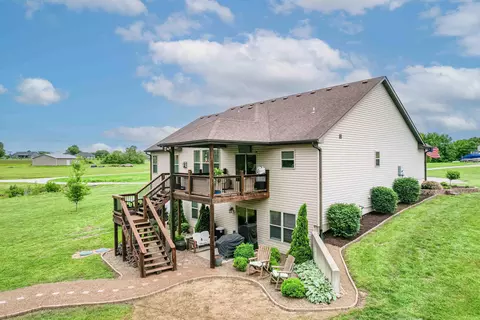 13771 N Frink Rd, Hallsville, MO 65255 | MLS# 434835 | 46 Photos - Movoto
