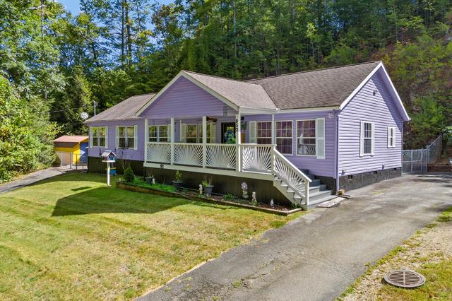56 Covered Bridge Resort Pigeon Forge Homes For Sale & Covered Bridge ...