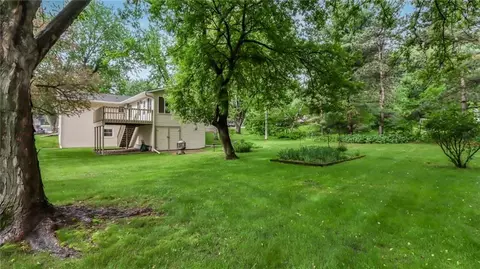 1512 W Mead St, Eau Claire, WI 54703 | 29 Photos - Movoto