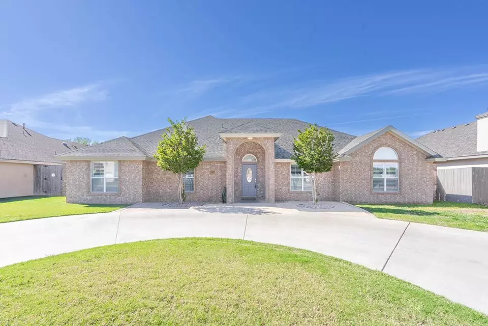 8204 San Antonio St, Odessa, TX 79765 | 34 Photos - Movoto