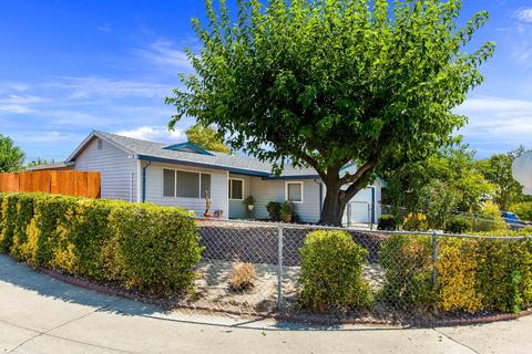 6040 Brett Dr, Sacramento, CA 95842 | 27 Photos | MLS #222111166 - Movoto
