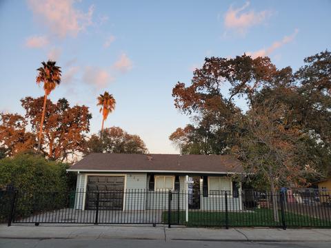2419 Nightingale Ave, Stockton, CA 95205 | 26 Photos | MLS #223008600 ...