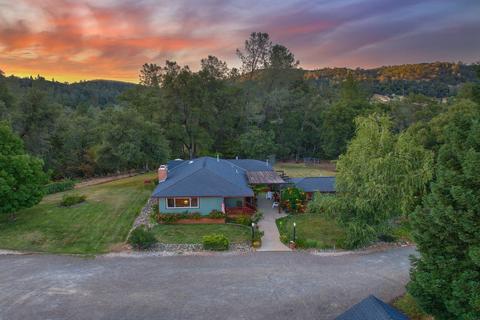 10131 Carriage Rd, Grass Valley, CA 95949 | 48 Photos - Movoto