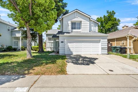 8381 Hillsbrook Dr, Antelope, CA 95843 | 39 Photos | MLS #223034306 ...
