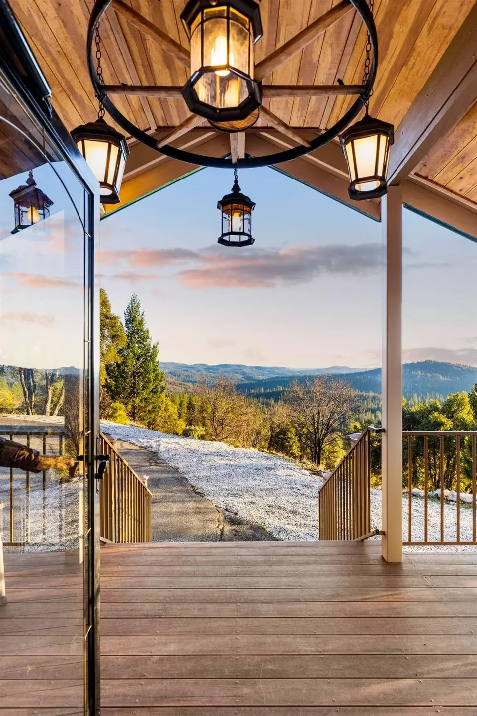 14210 Murphy Pl, Grass Valley, CA 95945 | 46 Photos - Movoto