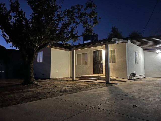 2007 W John St, Modesto, CA 95351 | 26 Photos - Movoto