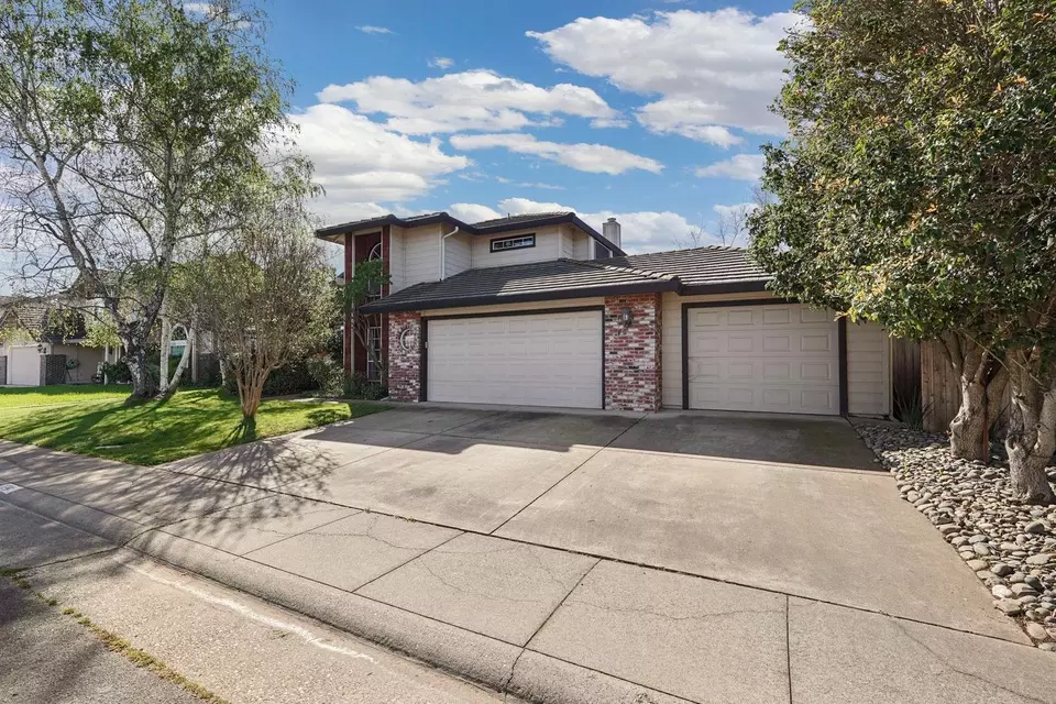 176 Partridge Dr, Galt, CA 95632 | 44 Photos - Movoto