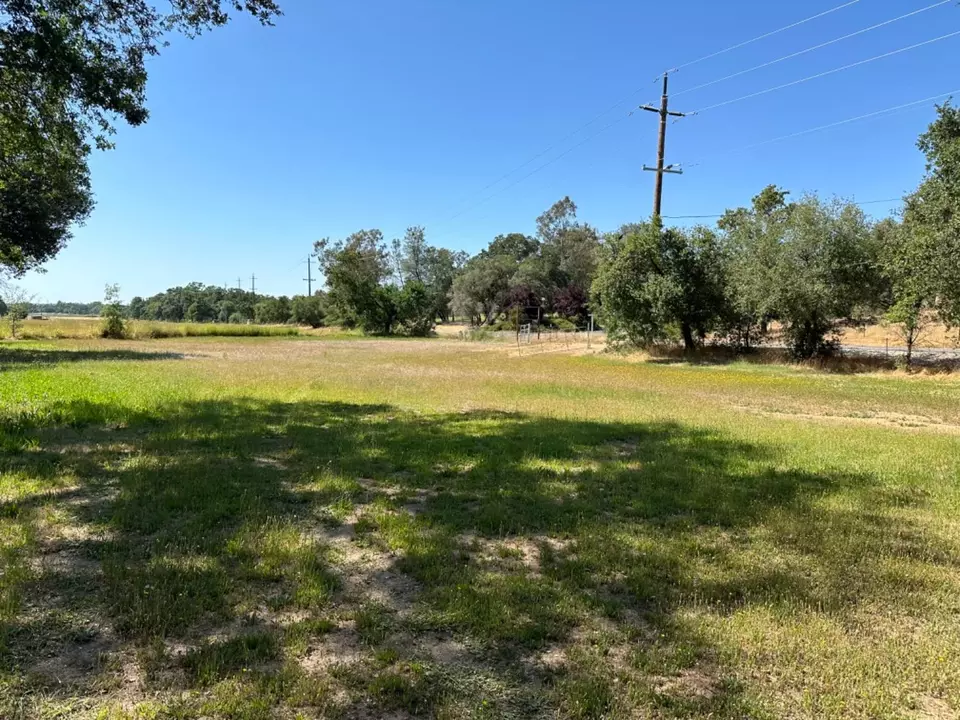 5070 Buena Vista Rd, Ione, CA 95640 | 33 Photos - Movoto