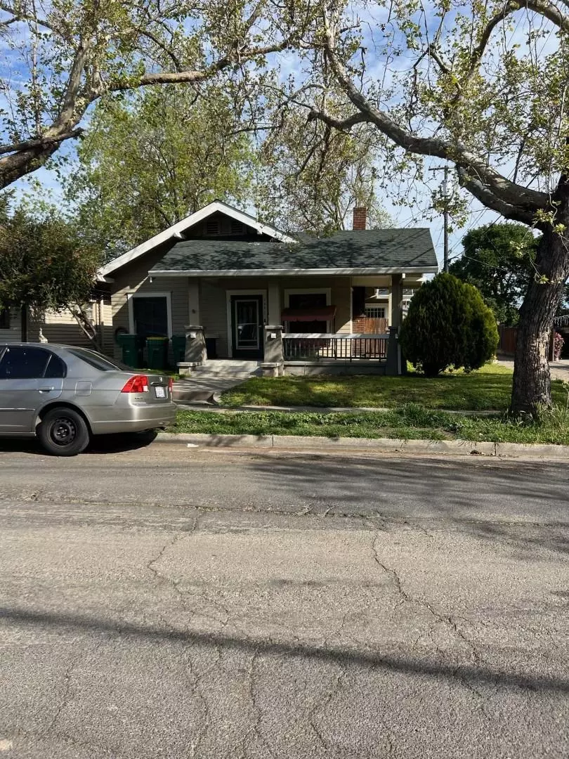 1221 E Pinchot St, Stockton, CA 95205 | 10 Photos - Movoto