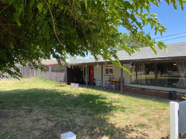 2212 Whitcomb Way, Modesto, CA 95350 | 9 Photos - Movoto