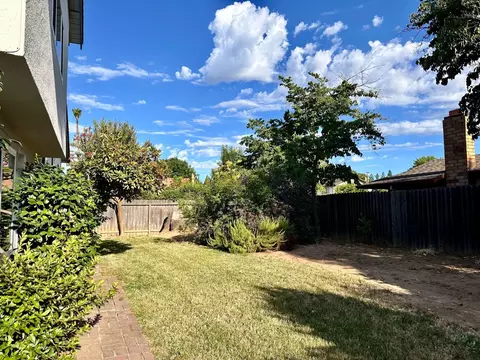 9165 Caldera Way, Sacramento, CA 95826 | 40 Photos - Movoto