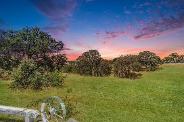 7351 Ricks Ct, Burson, CA 95225 - Movoto