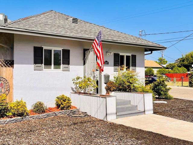 3427 N Hunter St, Stockton, CA 95204 | 78 Photos - Movoto