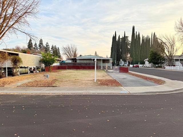 2128 Barrington Ln, Modesto, CA 95350 | 12 Photos - Movoto