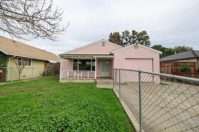 2728 Whitcomb Way, Modesto, CA 95350 | MLS# 225019115 | 30 Photos - Movoto