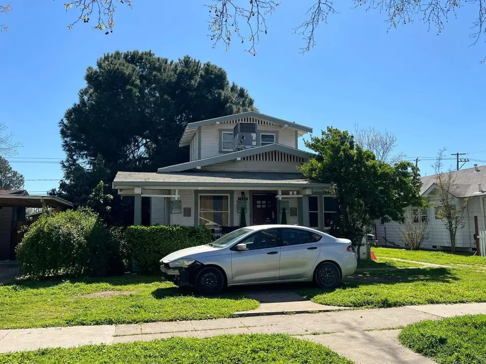 1044 W 20th St, Merced, CA 95340 | MLS# 225036950 | 1 photo - Movoto