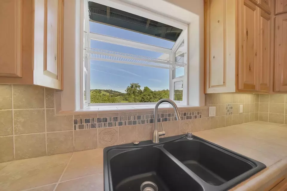 1234 Jackson Gate Rd, Jackson, CA 95642 | MLS# 225052407 | 68 Photos ...