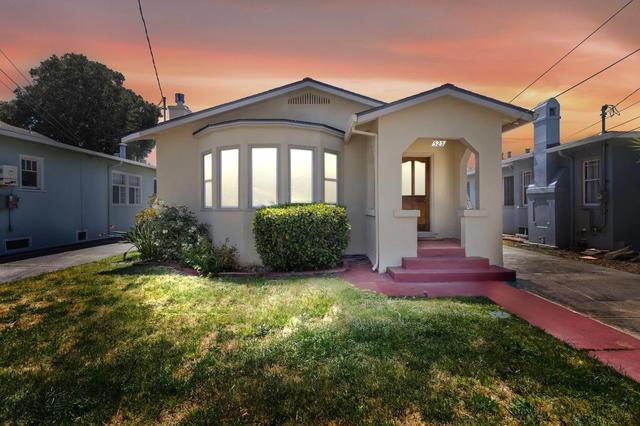 523 W Merle Ct, San Leandro, CA 94577 | MLS# 225072969 | 36 Photos - Movoto