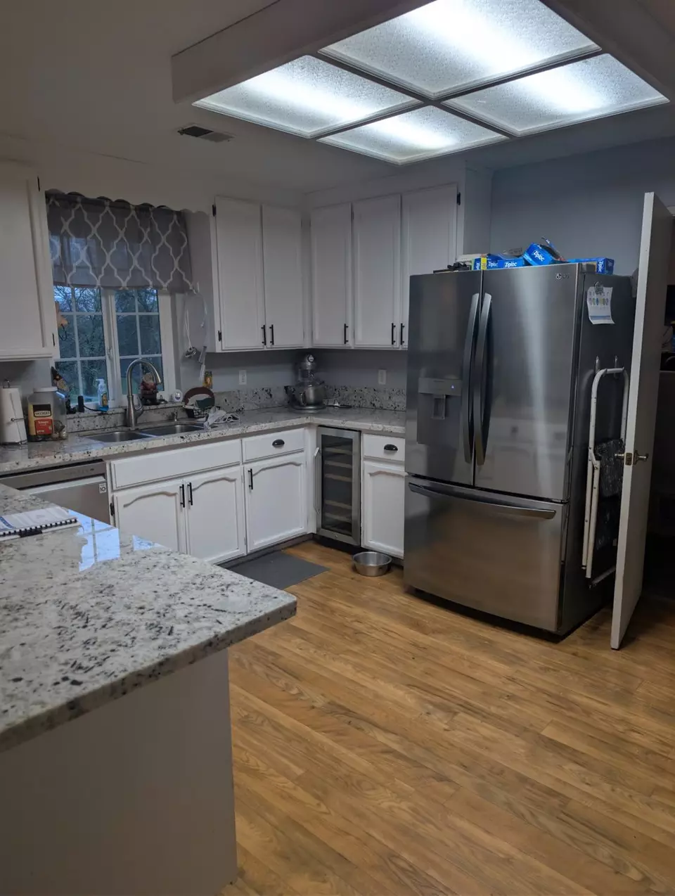 13654 Camanche Pkwy, Burson, CA 95225 | MLS# 226000872 | 16 Photos - Movoto