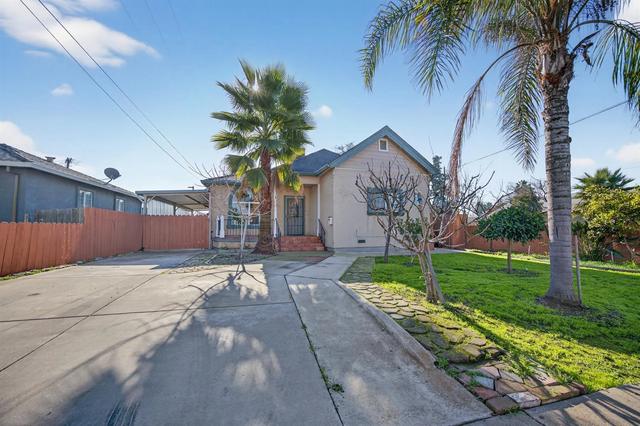 226 W Clay St, Stockton, CA 95206 | MLS# 226004311 | 45 Photos - Movoto