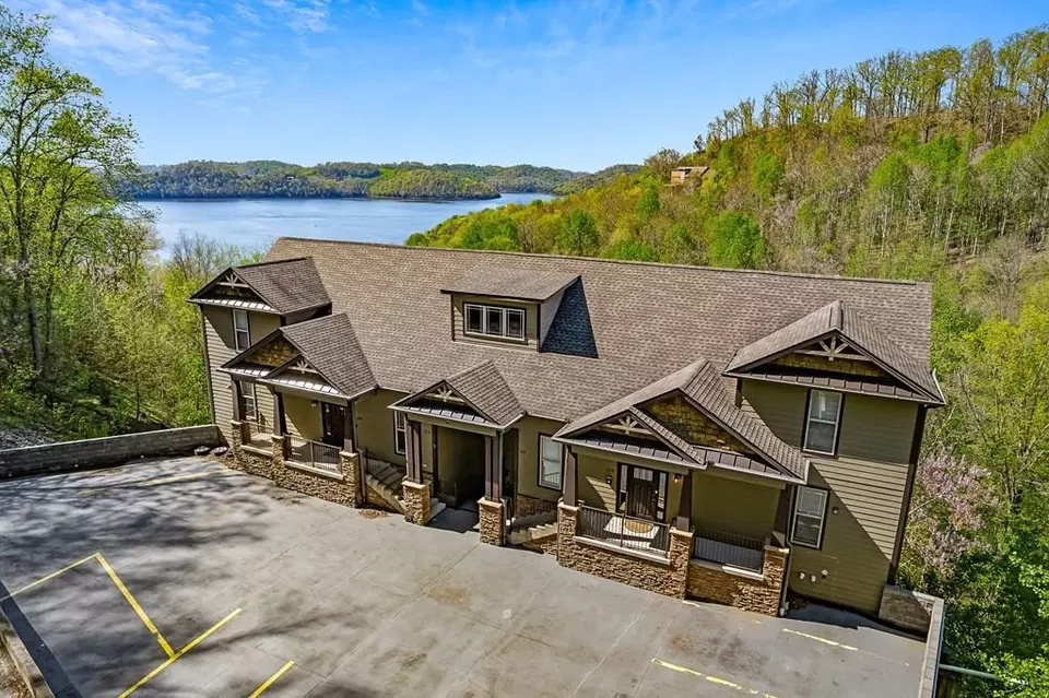 314 Floating Mill Rd, Silver Point, TN 38582 | 34 Photos - Movoto