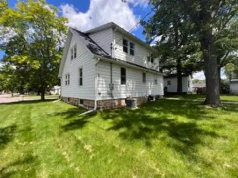 41 Washington Ave, Port Edwards, WI 54469 | 20 Photos - Movoto