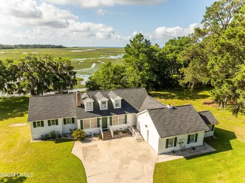 4020 Shell Point Rd, Beaufort, SC 29906 | 50 Photos - Movoto