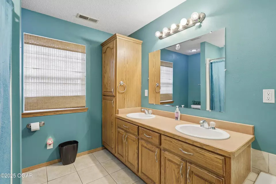606 Cemetery Road Seneca Mo 64865 Rd, Seneca, MO 64865 | MLS# 256966 ...