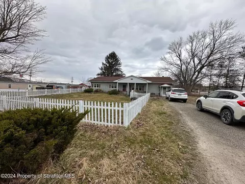 95 Cole St, Sayre, PA 18840 | 21 Photos - Movoto