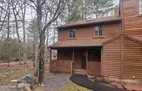 156 Stream Ct, Bushkill, PA 18324 - Movoto