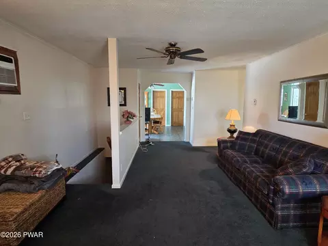 60 Alpine Rd, Beach Lake, PA 18405 | MLS# 260125 | 26 Photos - Movoto