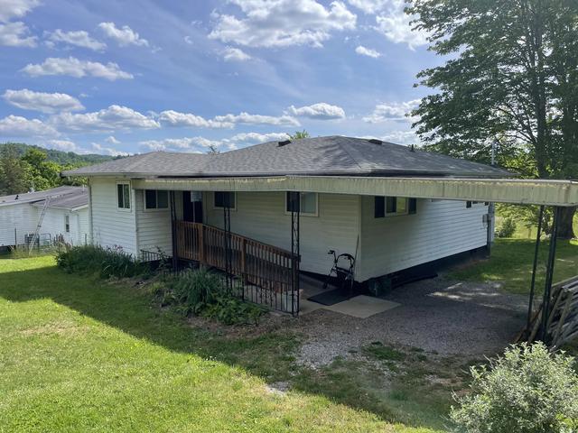 160 Rosedale Ave, Rutledge, TN 37861 | MLS# 707554 | 4 Photos - Movoto