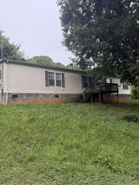 807 Collins Rd, Blaine, TN 37709 | MLS# 708520 | 14 Photos - Movoto