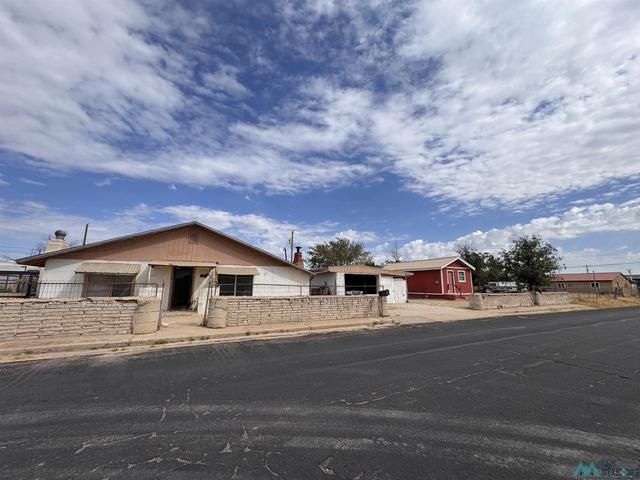 1106 E Texas St, Hobbs, NM 88240 | MLS# 20255857 | 10 Photos - Movoto