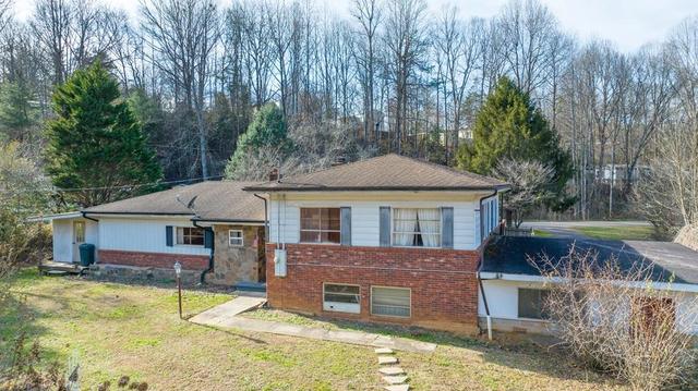 1203 Lake Emory Rd, Franklin, NC 28734 | 55 Photos - Movoto