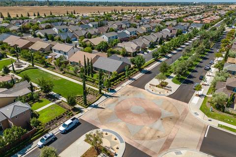 4117 Harlan Ranch Blvd, Clovis, CA 93619 | 27 Photos | MLS #582962 - Movoto